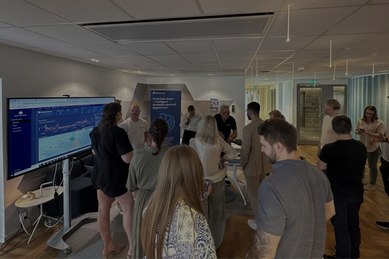 Hem - Atom Collaboration